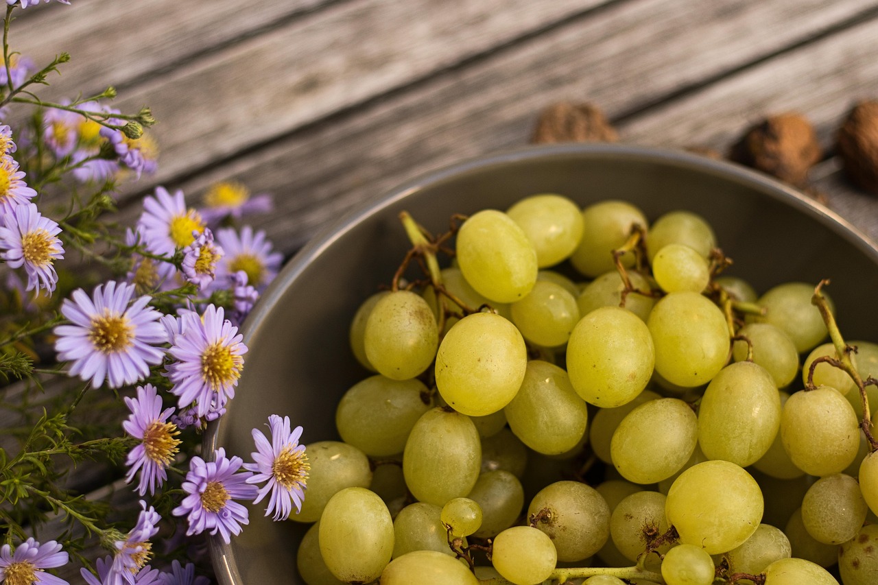 Fresh California table grapes in red, green, and black varieties